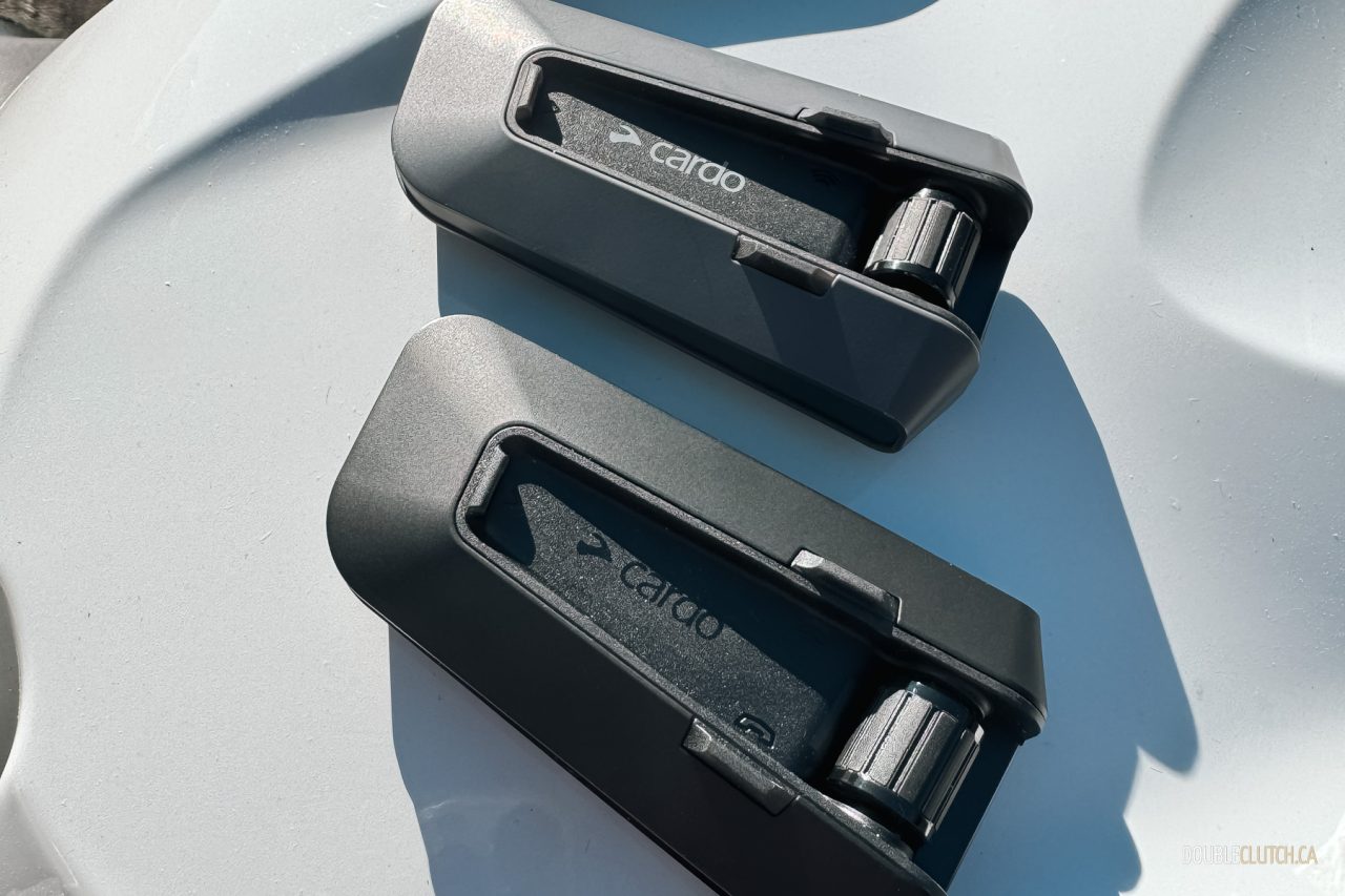 Product Review: Cardo Packtalk Edge vs. Packtalk Pro - DoubleClutch.ca