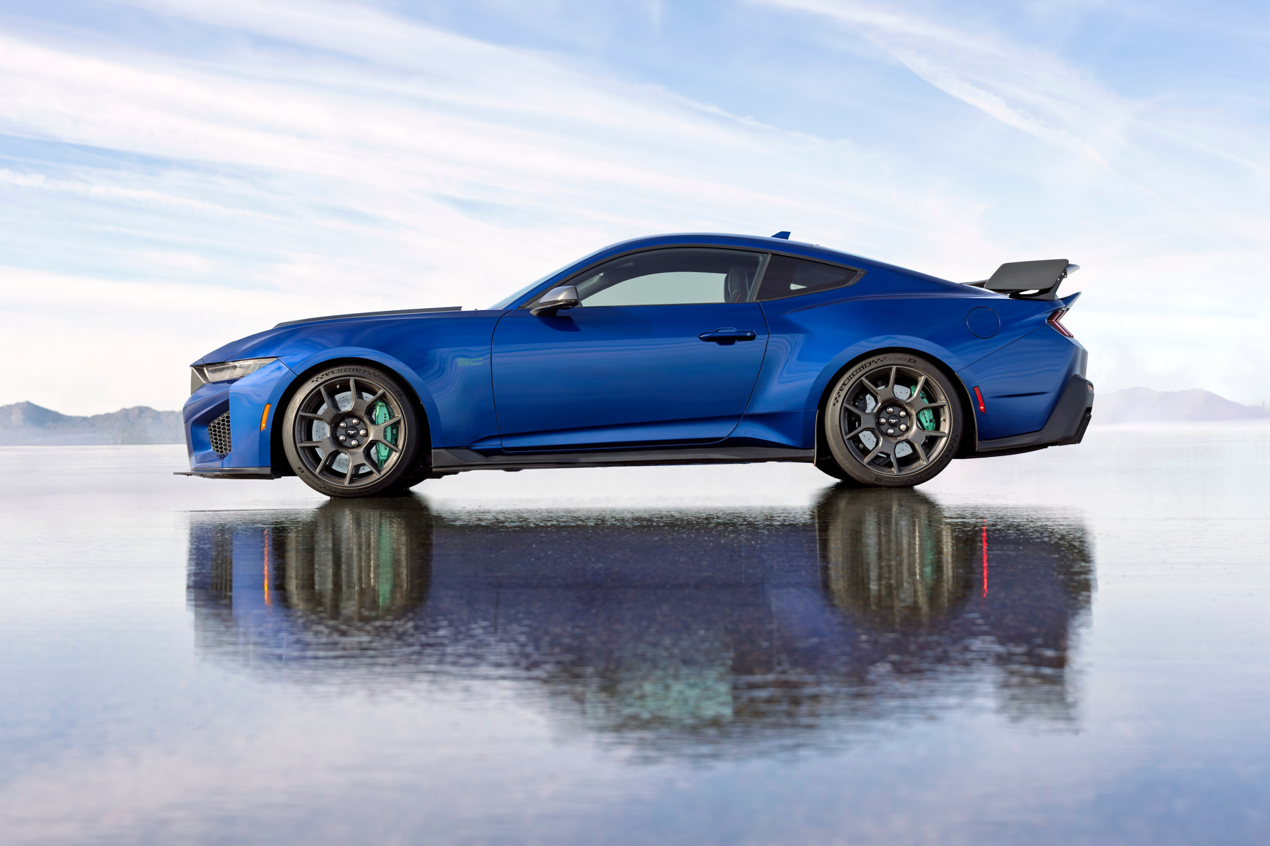 Ford Mustang Dark Horse SC picks up where the GT500 left off ...